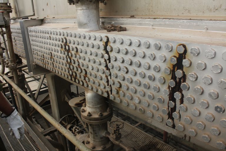 Air cooled heat exchangers header plug leaks common causes and resolution
